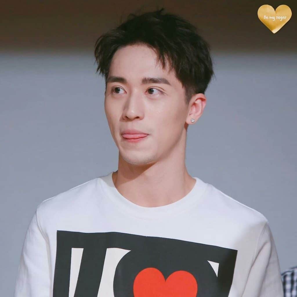 Xu Weizhou (aka Timmy Xu) Biography - Relationship, Family - Kpop Wiki