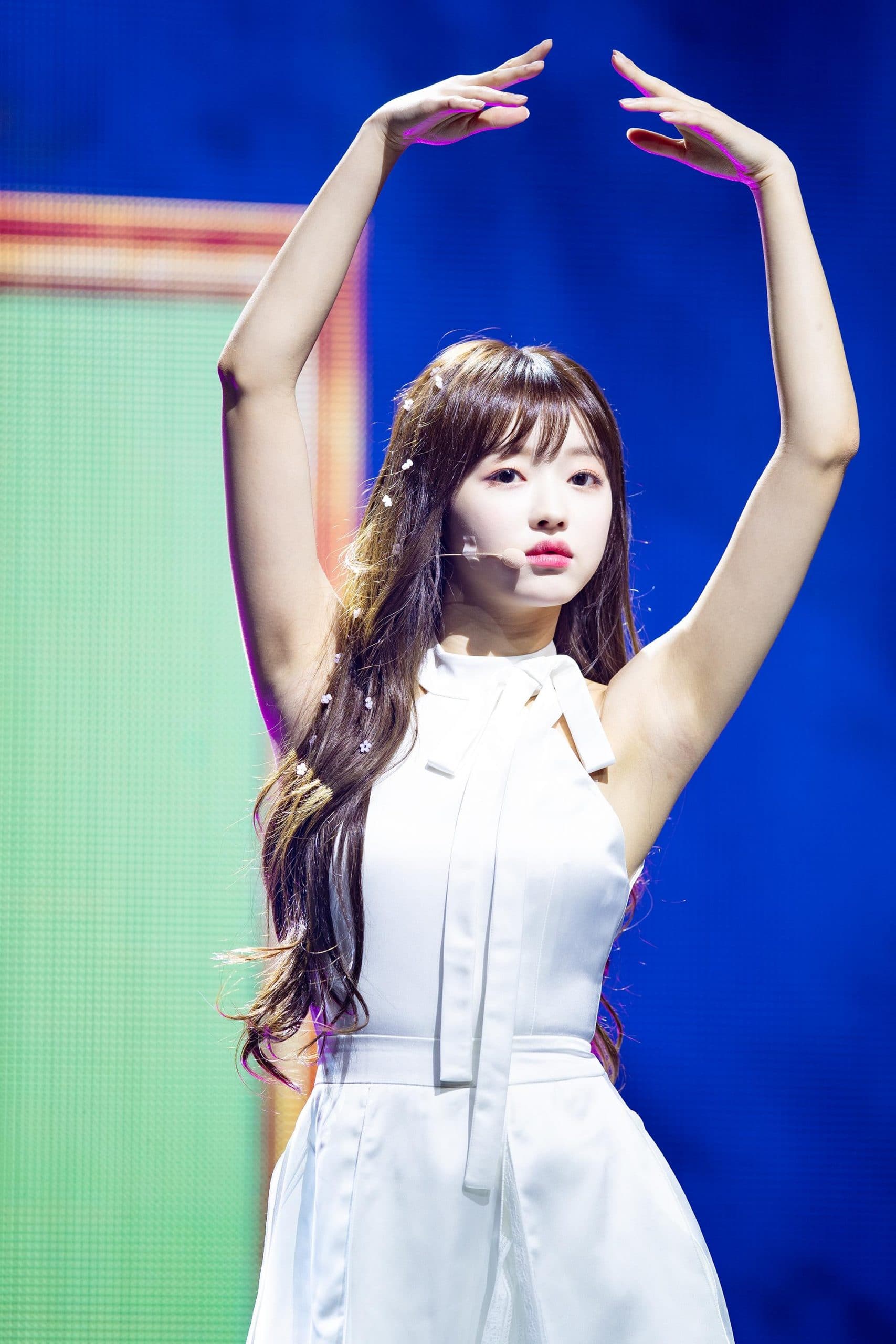 YooA (Oh My Girl) Biography: Age, Brother, Plastic Surgery - Kpop Wiki