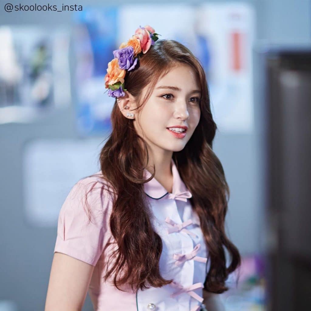 Jeon Somi (Kpop): Age, Parents, Sister, Height, Plastic Surgery - Kpop Wiki