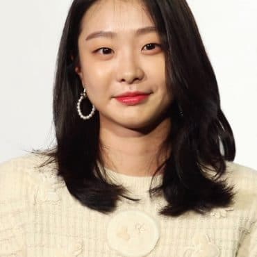 Revealed Details About Kim Da-mi - Height, Husband, Family - Kpop Wiki