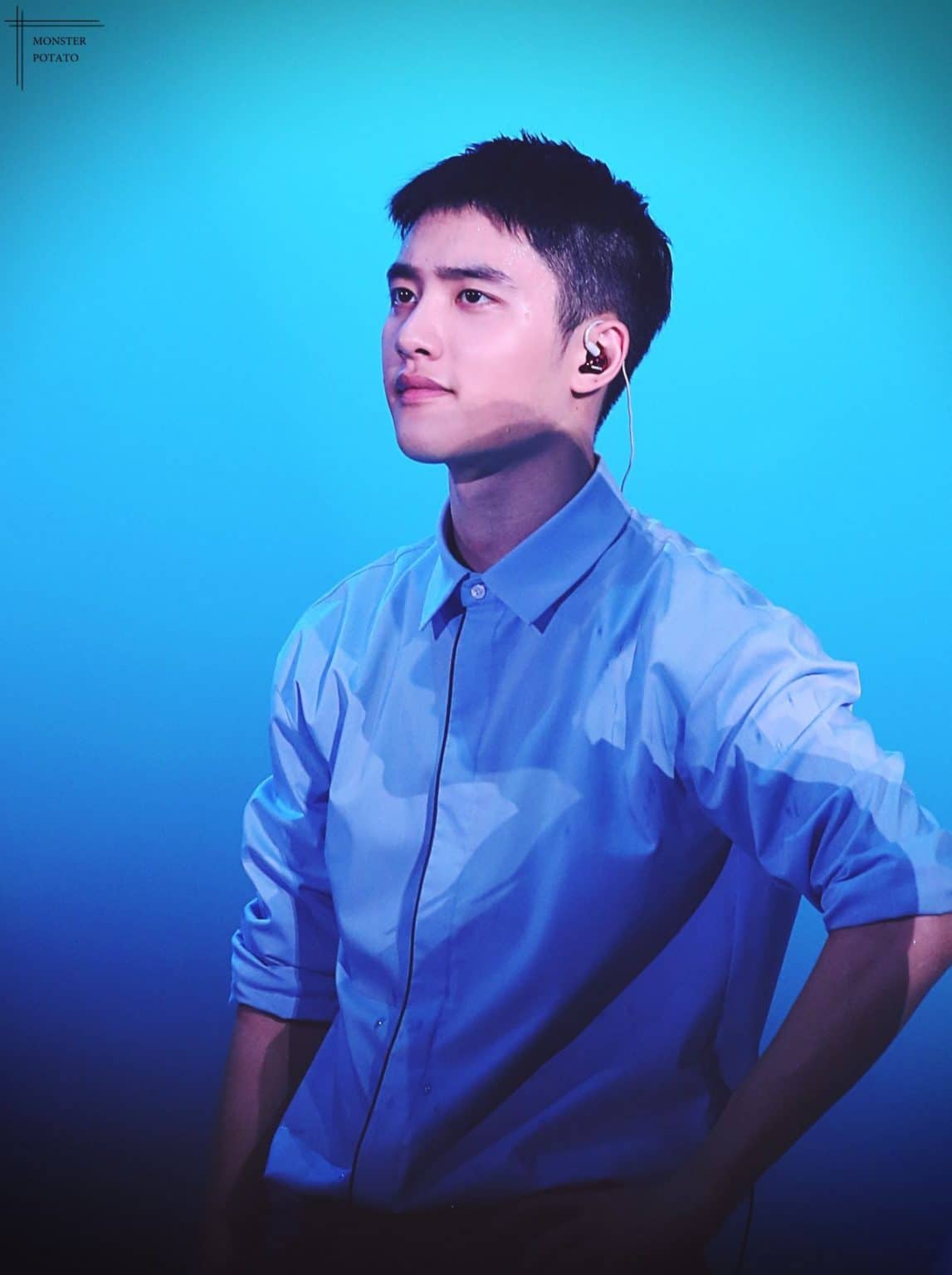 Do Kyungsoo (EXO) Age, Height, Brother, Eyes, Lips, Glasses - Kpop Wiki